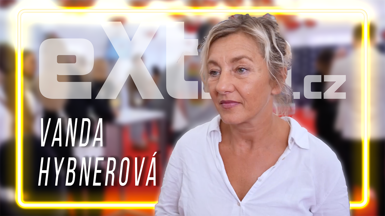 Emotivní natáčení Vandy Hybnerové. Parahokejisté ji s celým štábem dostali do kolen | Stream